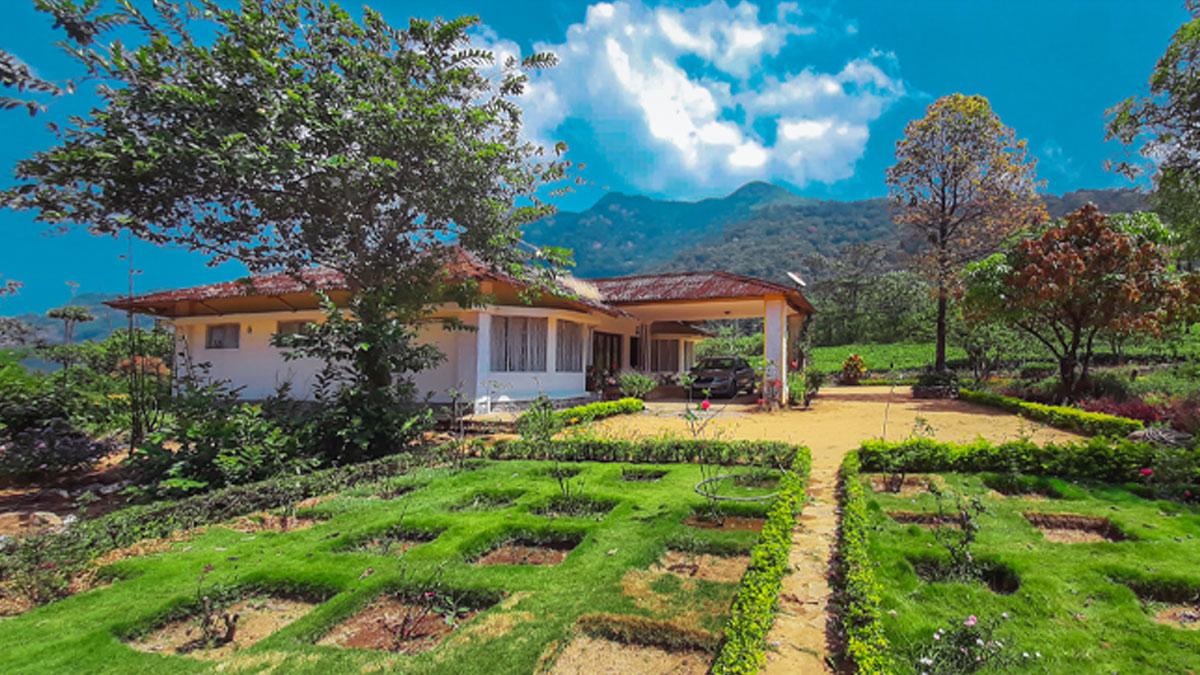 Century-old British colonial bungalow - Whitetrip