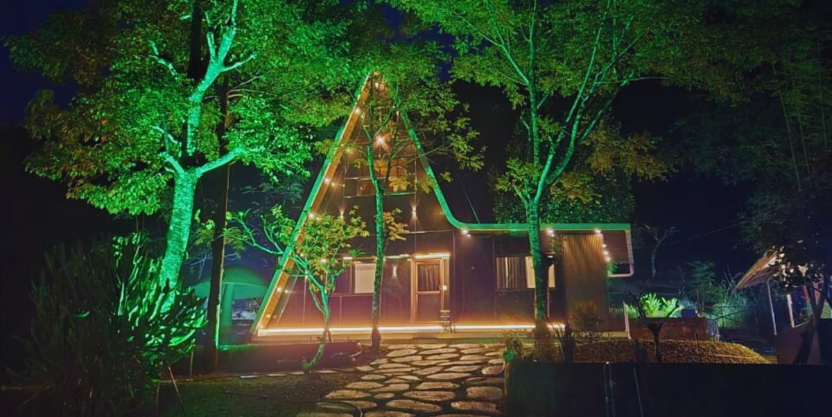 A-Frame Rock Haven - Whitetrip